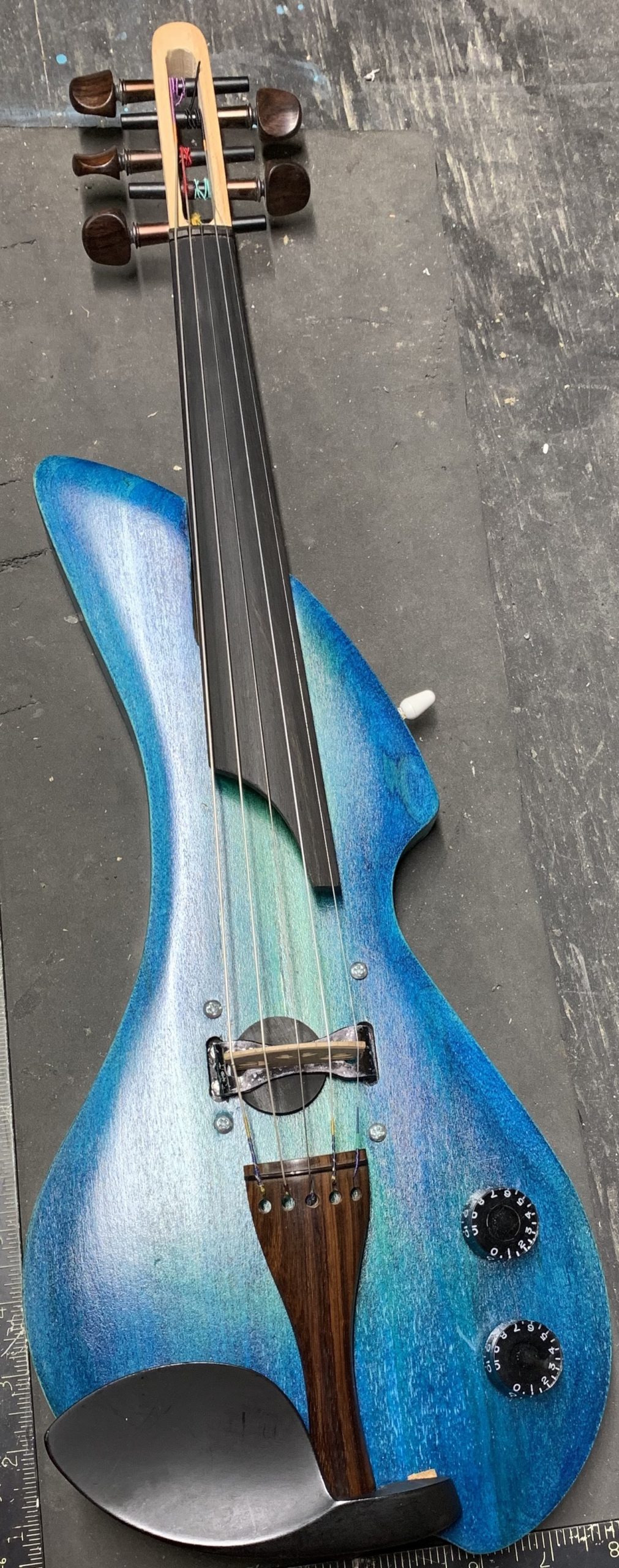 The Amplified Violinist – an electric violin primer | Fiddle Jam Institute